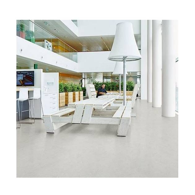 Marmoleum Concrete (2m Wide) | From £34.95 / sq. metre